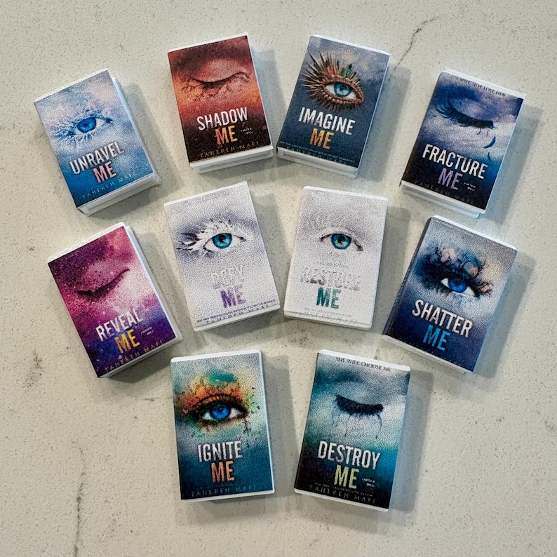 Shatter Me Mini Book Series - Etsy UK