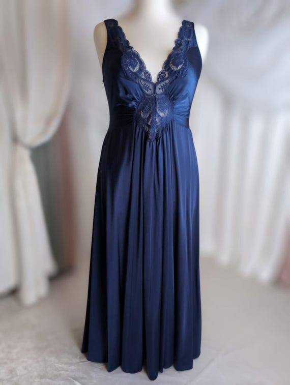 2XL Vintage Olga Nightgown Robe, Plus Size Peignoir S… - Gem