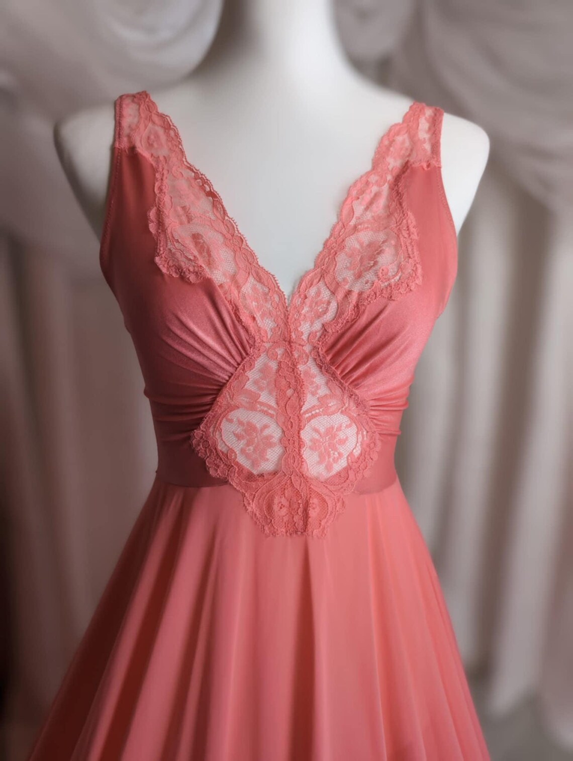 S Vintage Olga Nightgown Robe Set, in Bright Coral Pink - Etsy