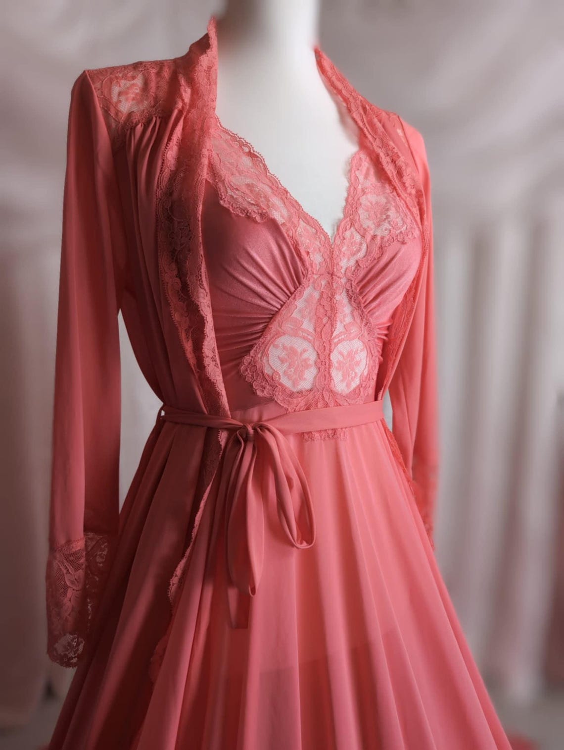 S Vintage Olga Nightgown Robe Set, in Bright Coral Pink - Etsy
