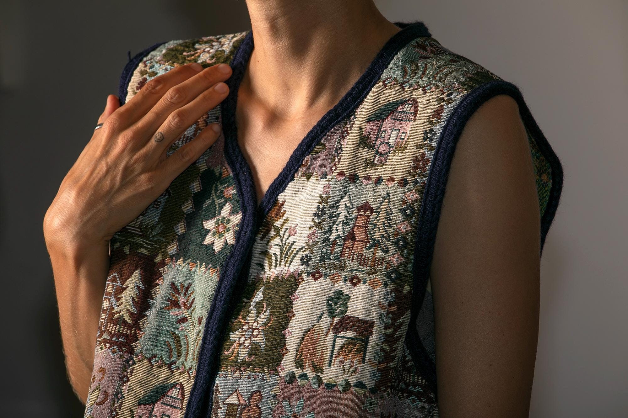 Handmade Vintage Jacquard Vest Made in Austria/retro Casual Tapestry ...