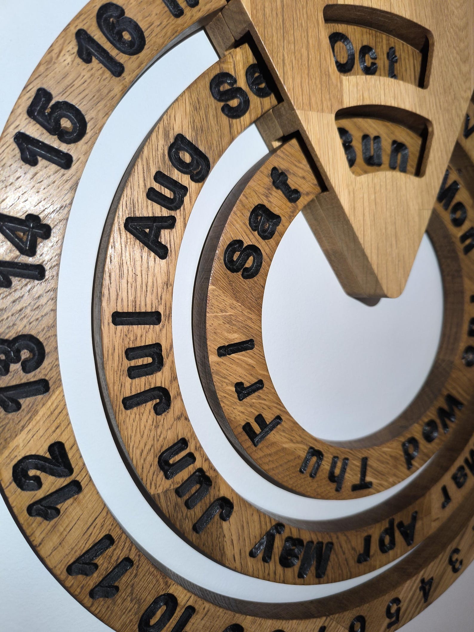 Woodpecker Wooden Perpetual Calendar, Wall Spinning Calendar, Forever ...