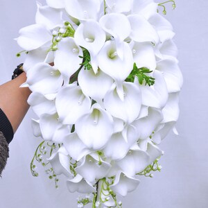 Teardrop White Calla Lily Bouquet/cascading White Ribbon Calla Lily ...