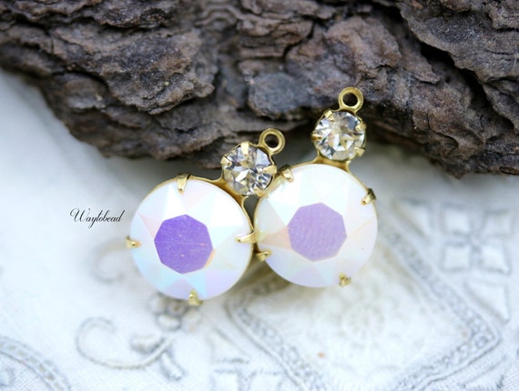 AB Chalk White & Crystal Vintage Round Stones 18x11mm Austrian | Etsy