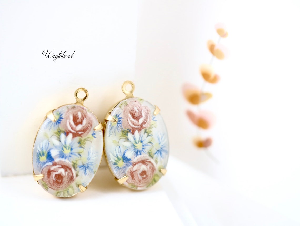 Mauve Blue & Frosted Matte Crystal Flower Cluster Vintage Oval Cameo ...