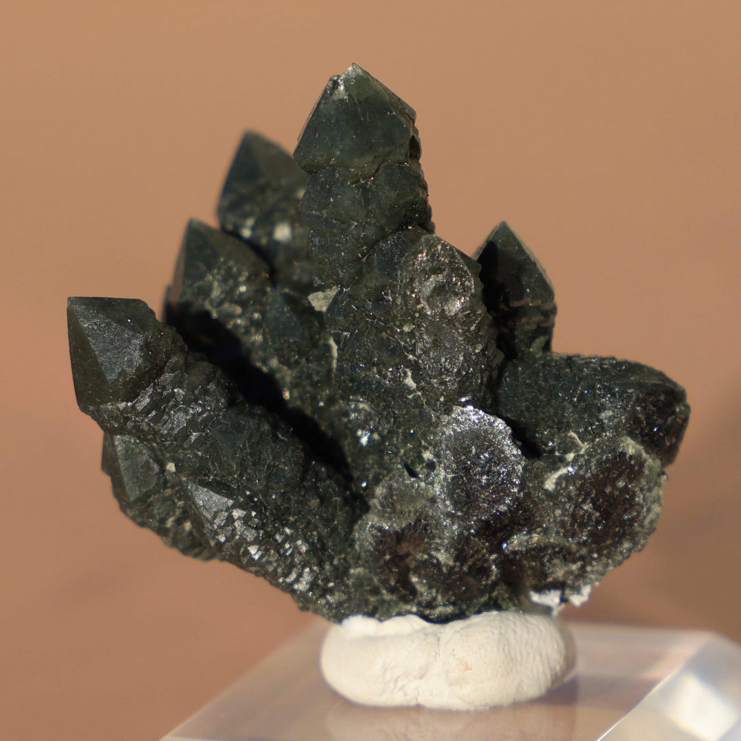 Natural Mongolian Green Quartz Cluster With Box, Rare Mineral, Raw ...