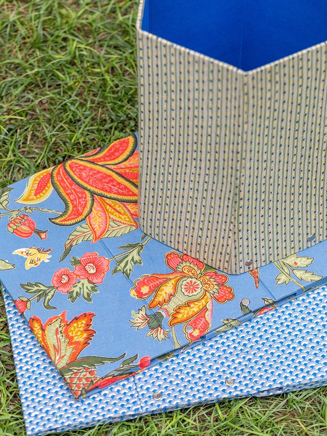 Foldable Fabric Dustbin | Lightweight, Reusable, Space-saving Storage ...