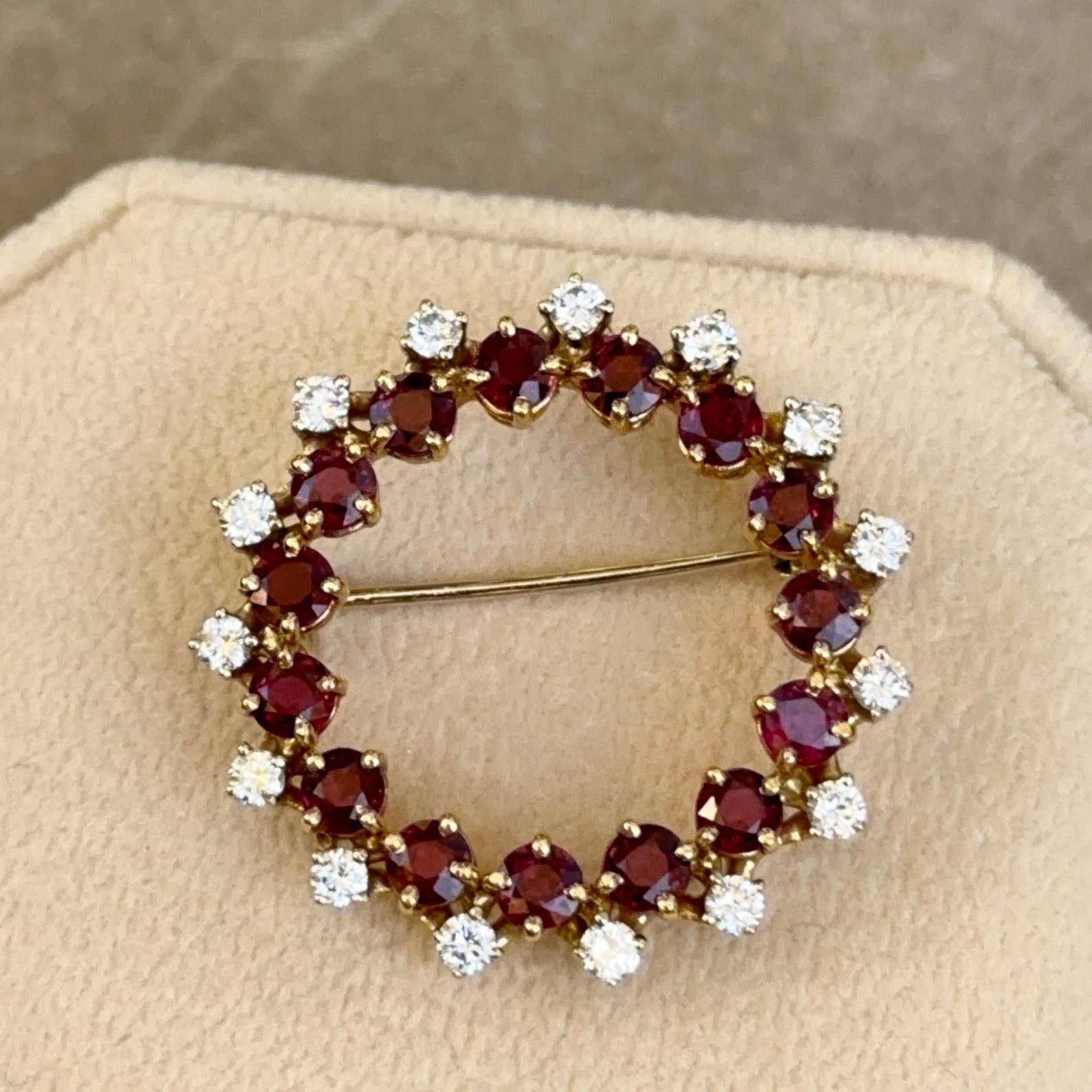18K Yellow Gold Ruby Diamond Circle Pin Brooch Vintage - Etsy