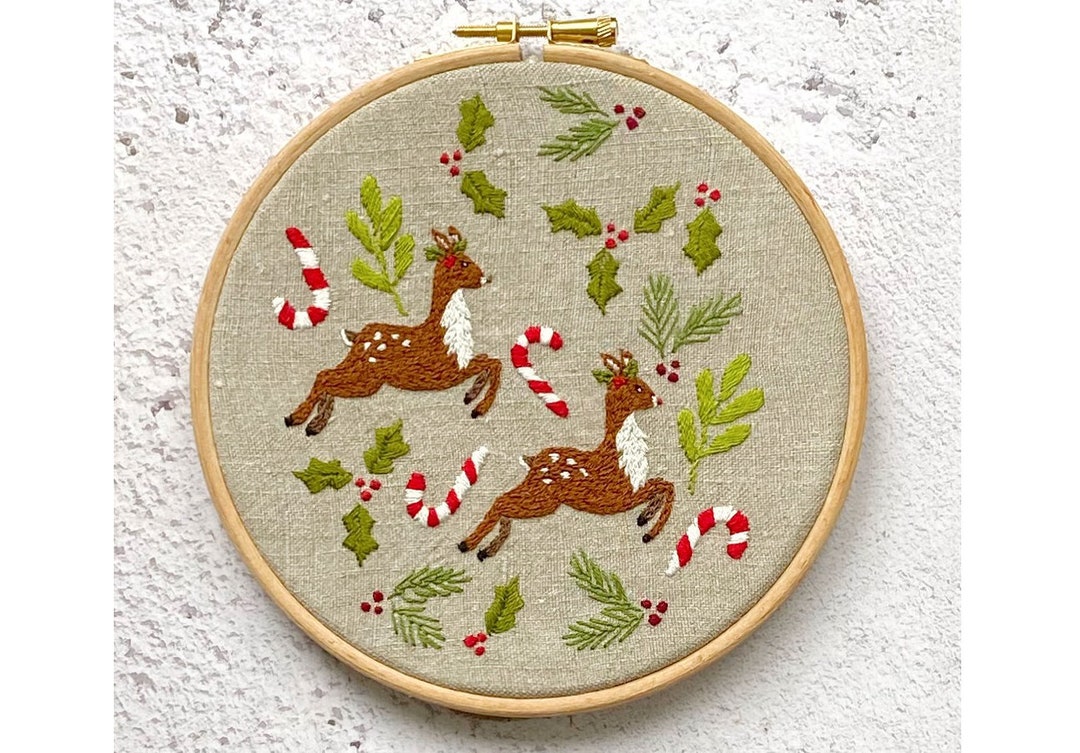 Reindeer Hand Embroidery Pattern: Christmas Hoop Design (PDF) - Etsy