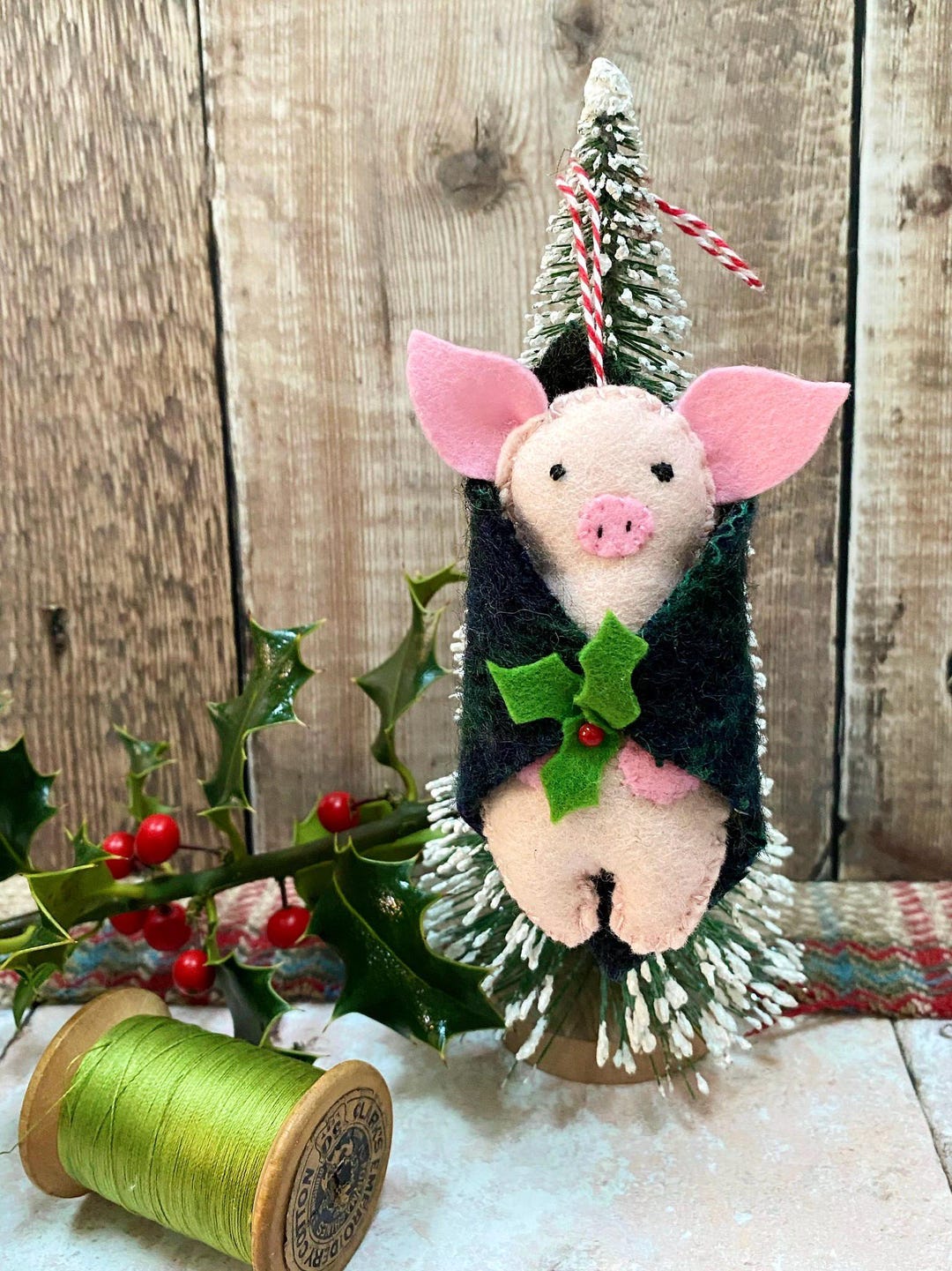 Pig in Blanket Cute Felt Piglet Christmas Tree Decoration Pattern Easy ...