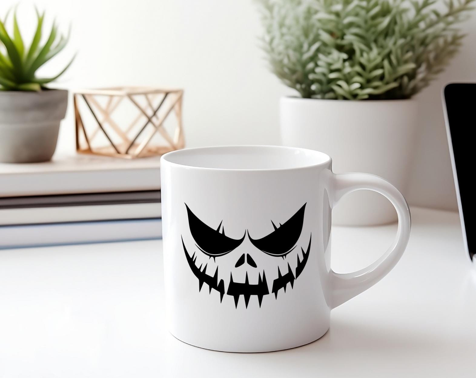 Spooky Jack-o'-lantern Face SVG, Scary Pumpkin Face Halloween SVG ...