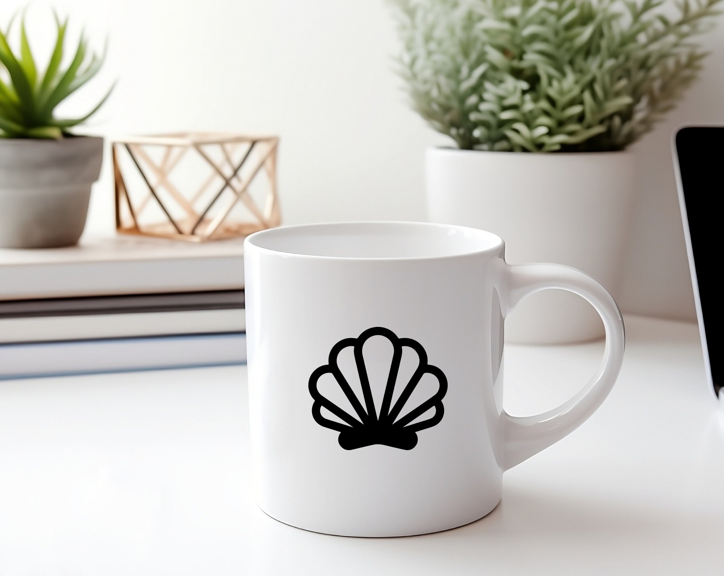 Sea Shell SVG & PNG - Minimalist Line Art for Crafting, Apparel, and ...