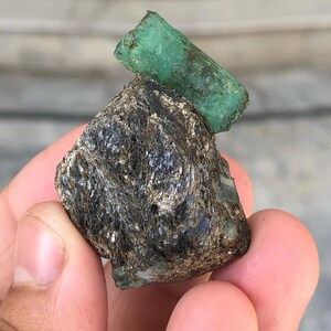 175 Ct Emerald Crystal Specimen From Chitral, Pakistan. Natural Emerald ...