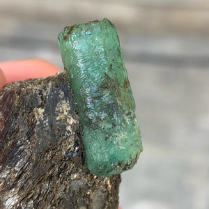 175 Ct Emerald Crystal Specimen From Chitral, Pakistan. Natural Emerald ...