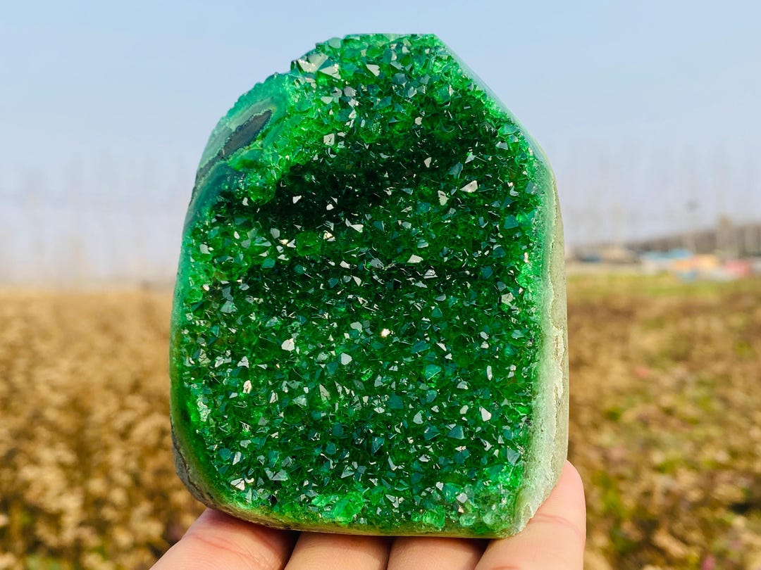 Green Geode Quartz ,hand Carved Geode,crystal Vug Specimen,crystal ...