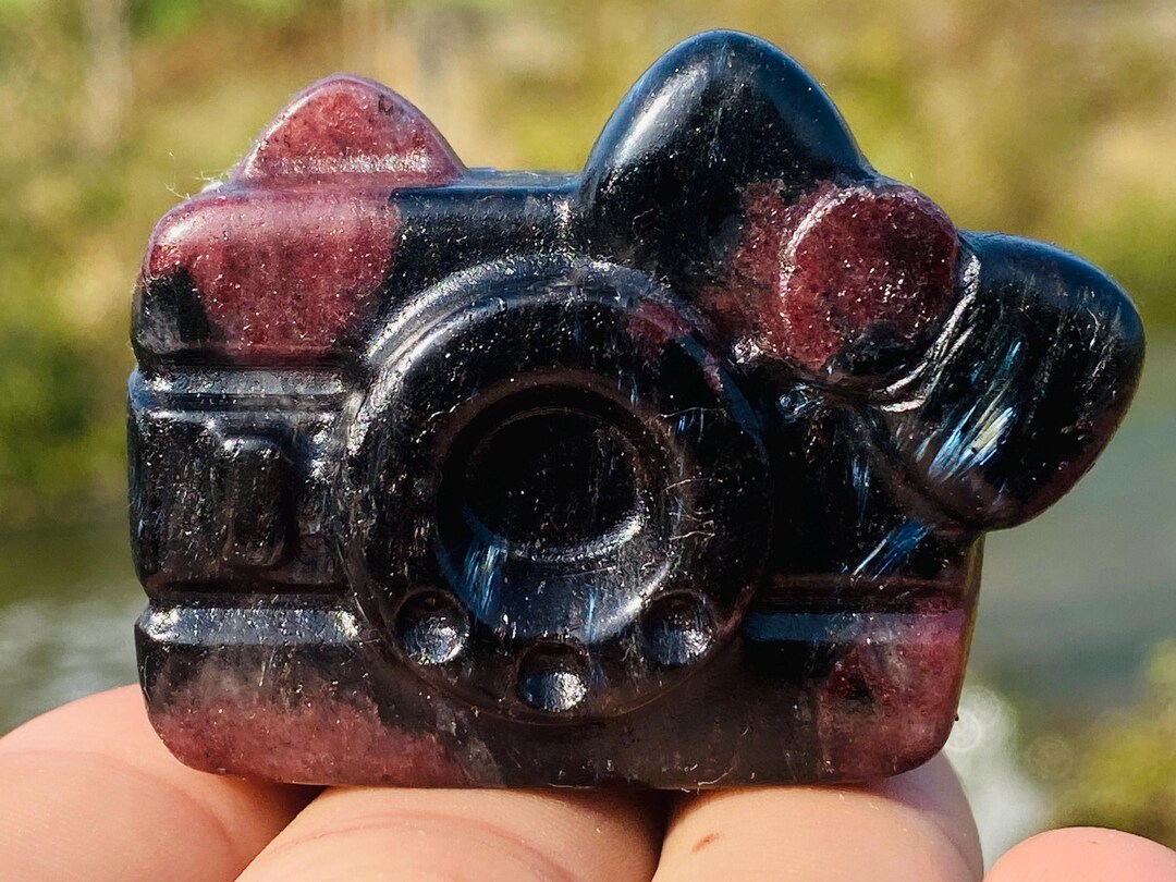 2inche Natural Garnet Quartz Hand Carved Mini Camera Crystal Cameras ...