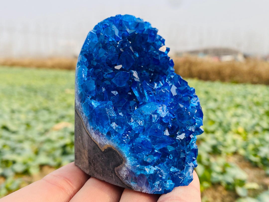 Blue Geode Quartz ,hand Carved Geode,crystal Vug Specimen,crystal Geode ...