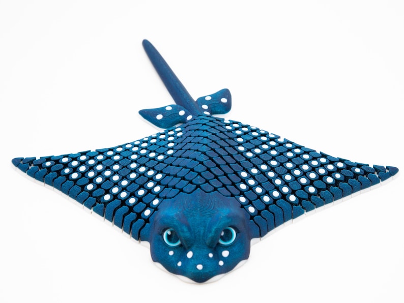 Stingray Articulating Fidget Toy - Articulated, Flexible, Fun - Perfect ...