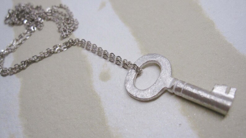 Silver Key Necklace - Etsy