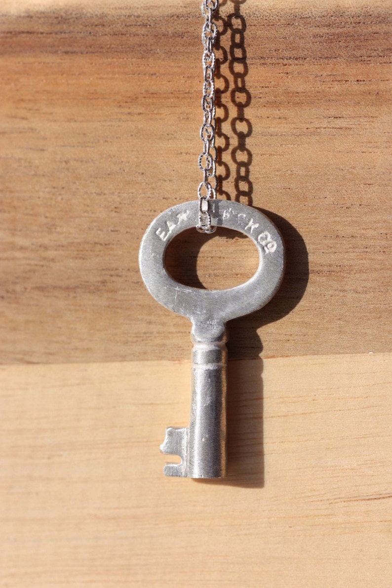 Silver Key Necklace - Etsy