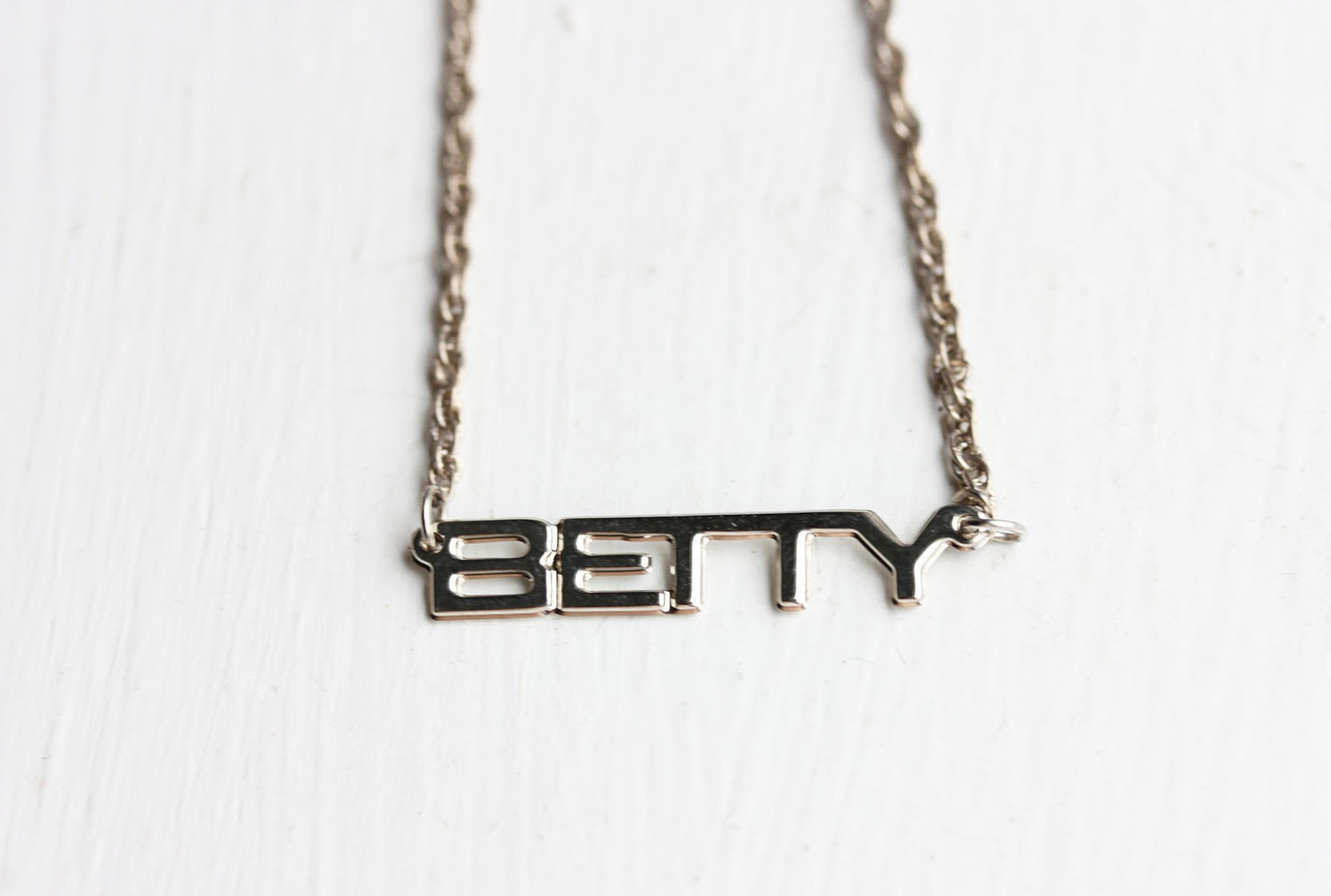 Betty Name Necklace Silver Name Necklace Vintage Name - Etsy