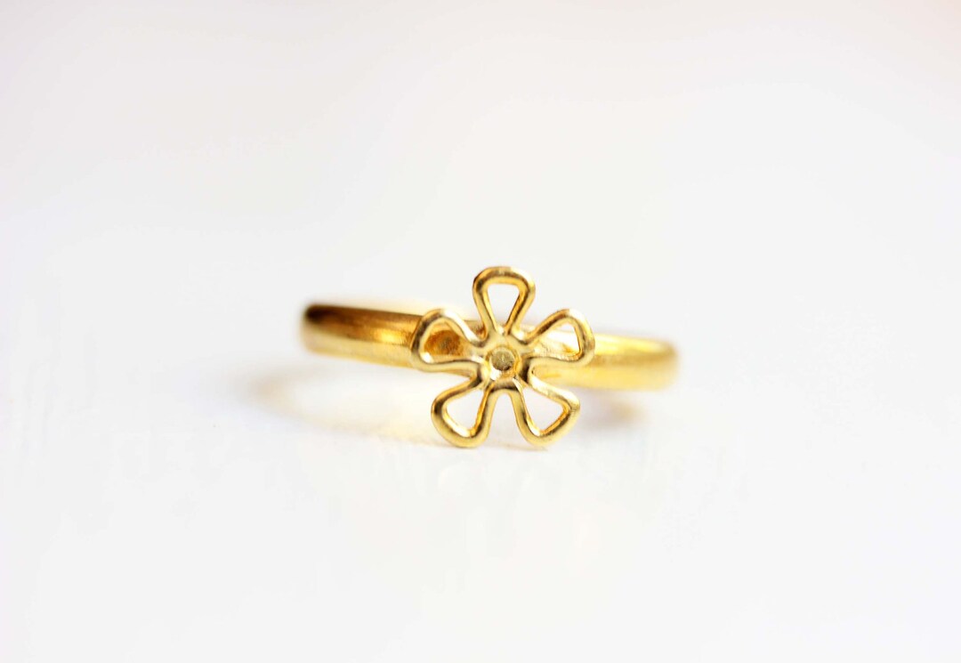 Daisy Ring Gold Daisy Ring Delicate Flower Ring - Etsy