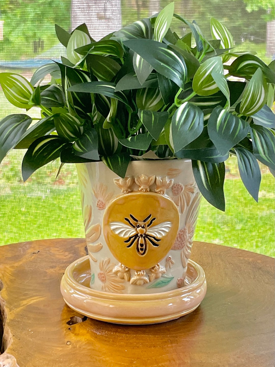 Planter Ceramic Pottery Queen Bee With Worker Bee Planter - Etsy