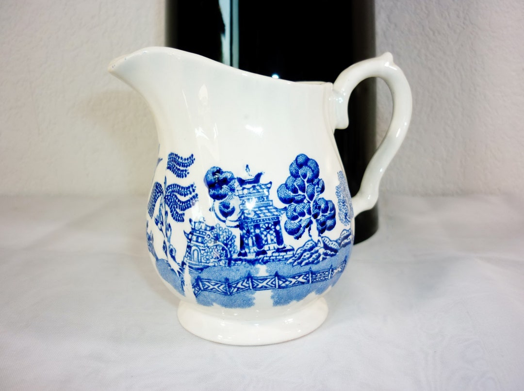 Myott Meakin Blue Willow Footred Fluted Creamer Milk Jug - Etsy