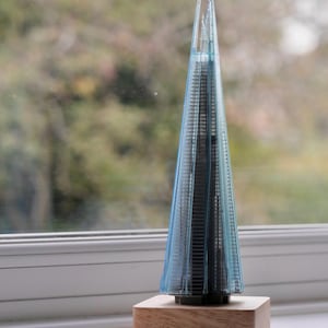 The Shard Scale Model Architectural Illuminated Desk Light |made-to ...