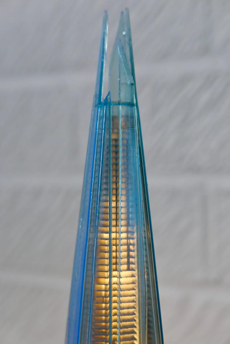 The Shard Scale Model Architectural Illuminated Desk Light |made-to ...