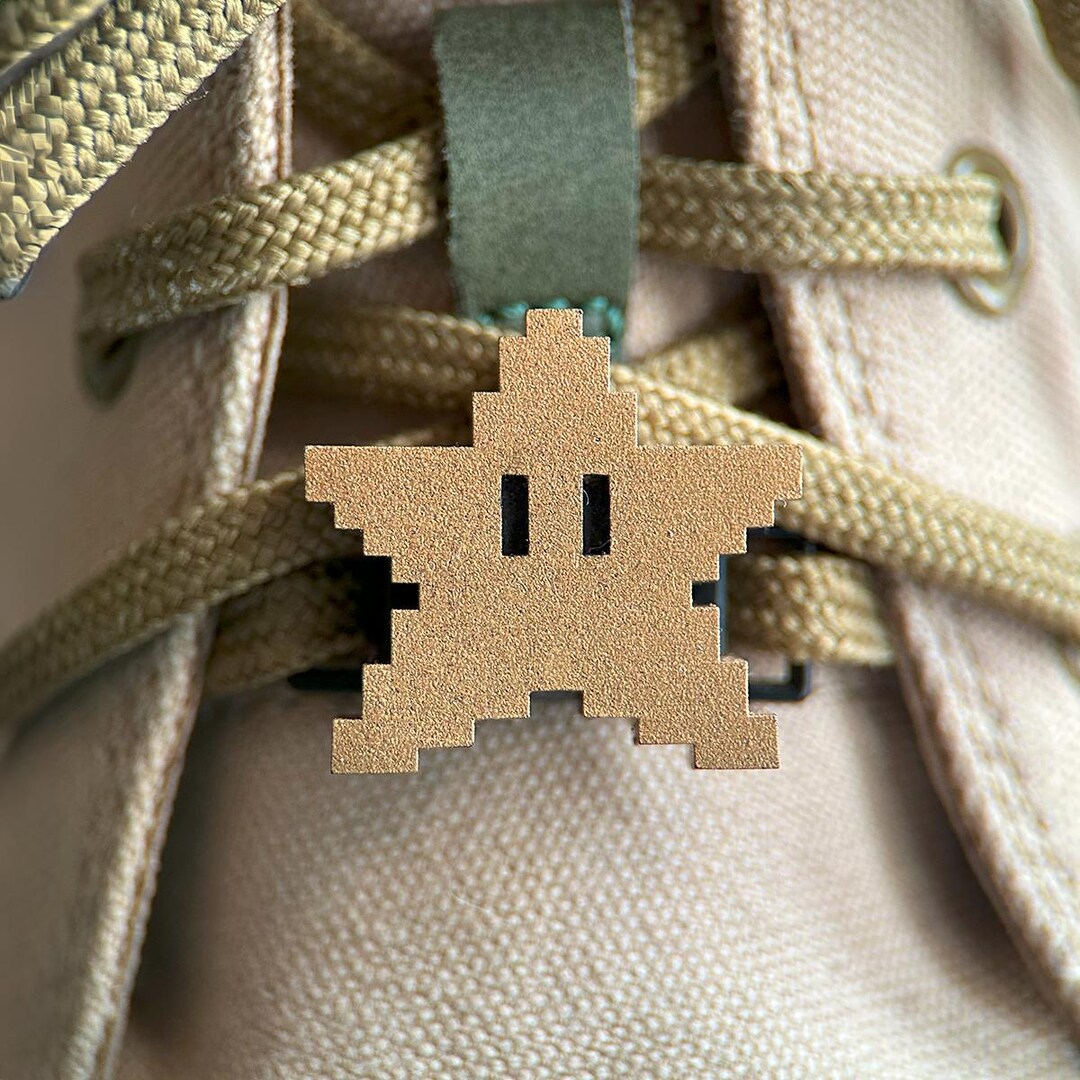 Super Mario Power Star Lace Locks / Golden Invincible Super Mario Star ...