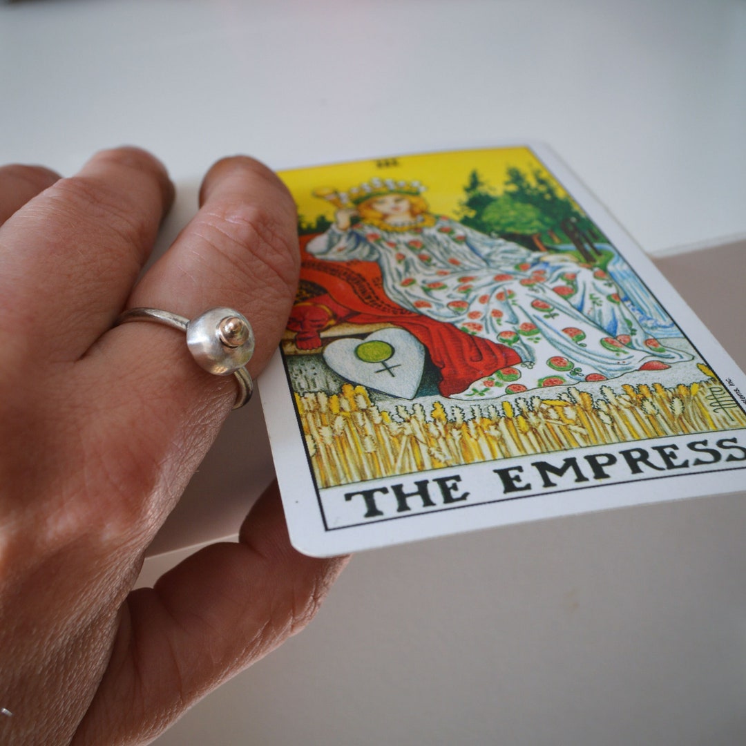Venus Ring - Woman Empowering Mixed Metals Silver and Bronze Ring - Etsy