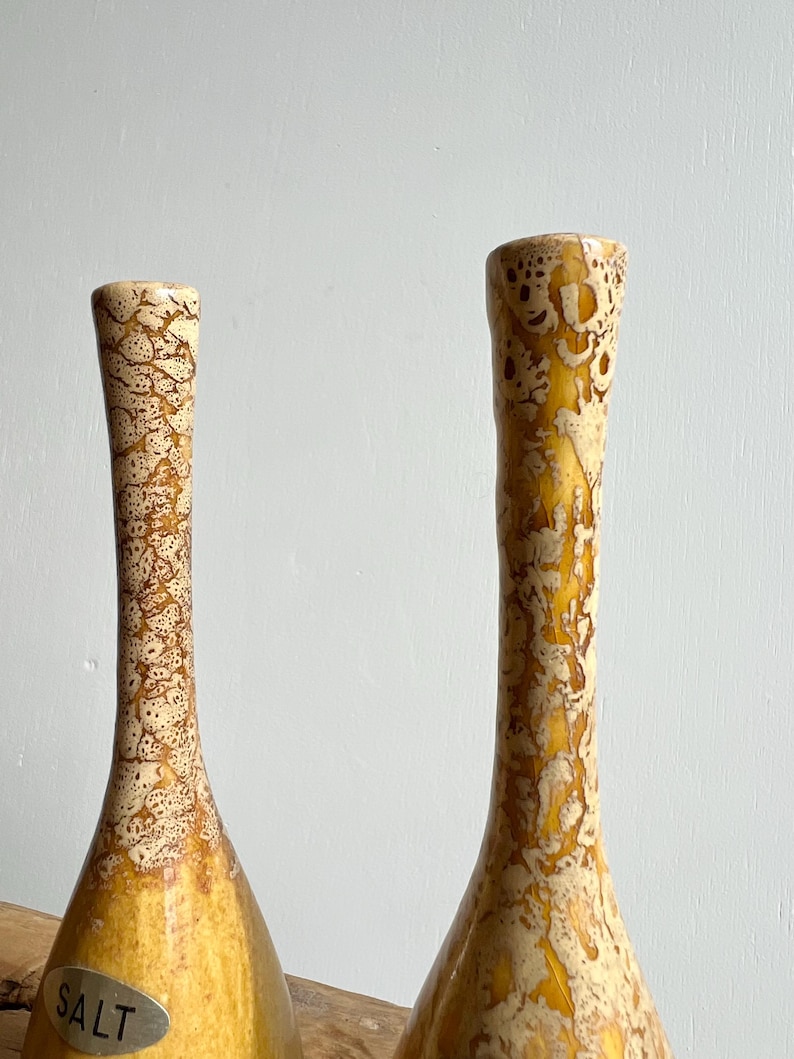 Mid Century Modern Salt and Pepper Shakers, Vintage Ceramic MCM Set ...