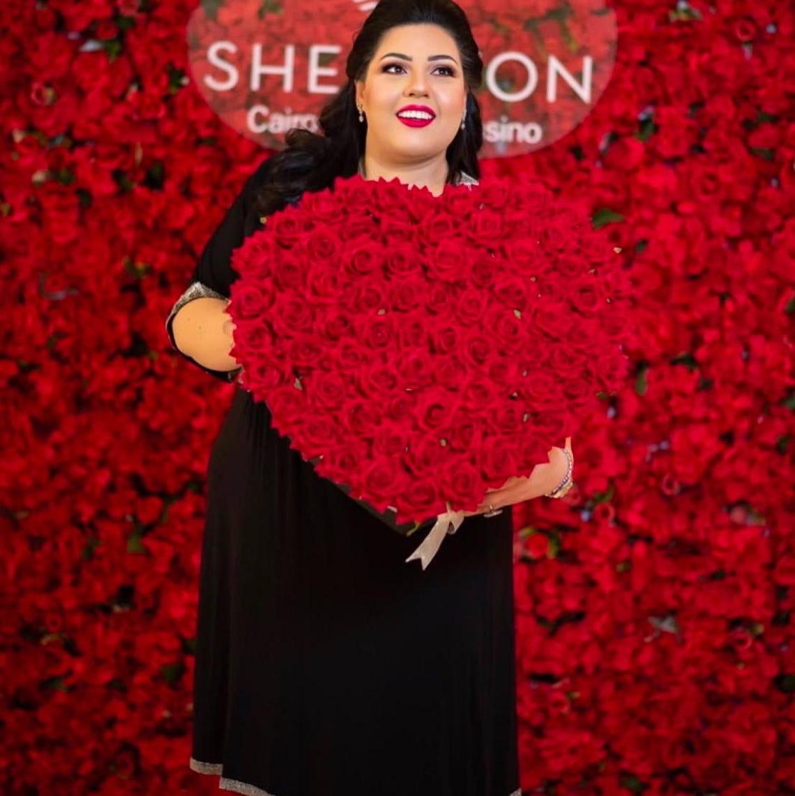 Luxury Heart-shaped Artificial Flower Box for Her– Artificial Roses ...