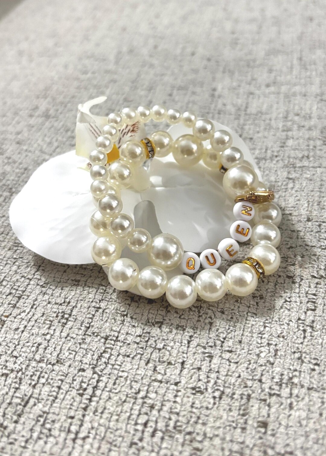 Queens Pearl - Etsy