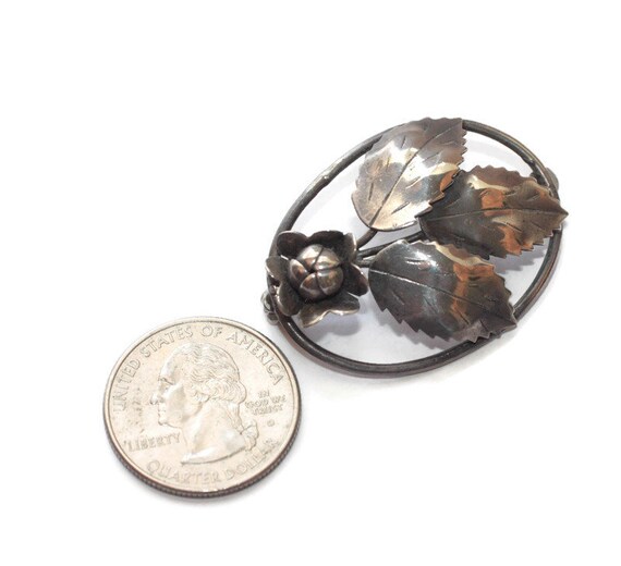 Sterling Floral Pin with Three Leaves Open Oval Frame… - Gem