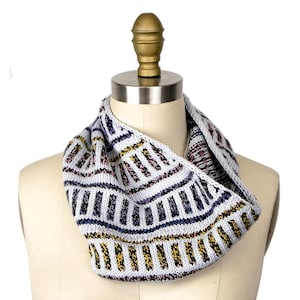 Crosswalk Cowl Pattern PDF for DK Yarn - Etsy