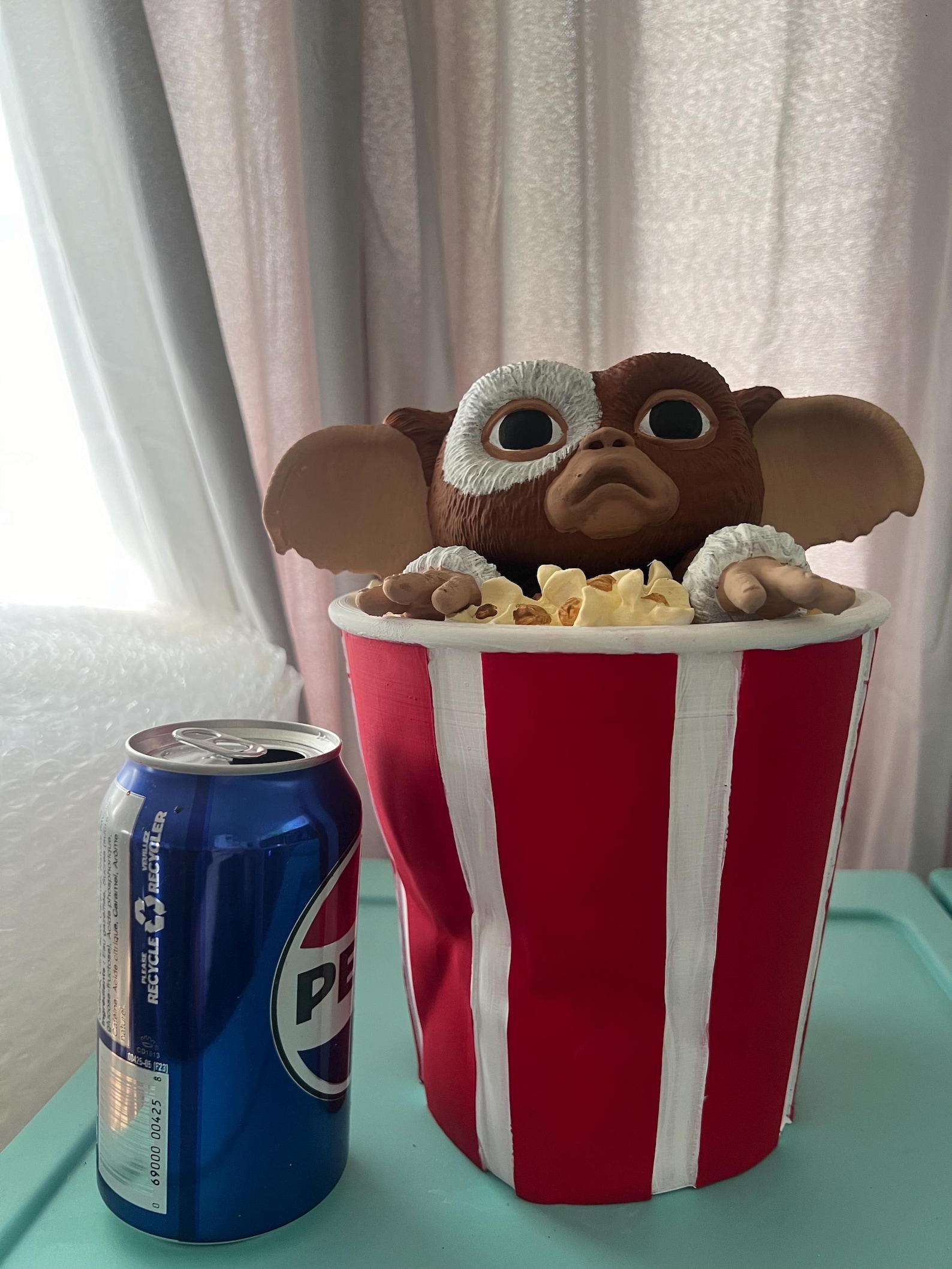 Hand-painted Gizmo Figurine in Popcorn Bucket: 80s Movie Decor - Etsy
