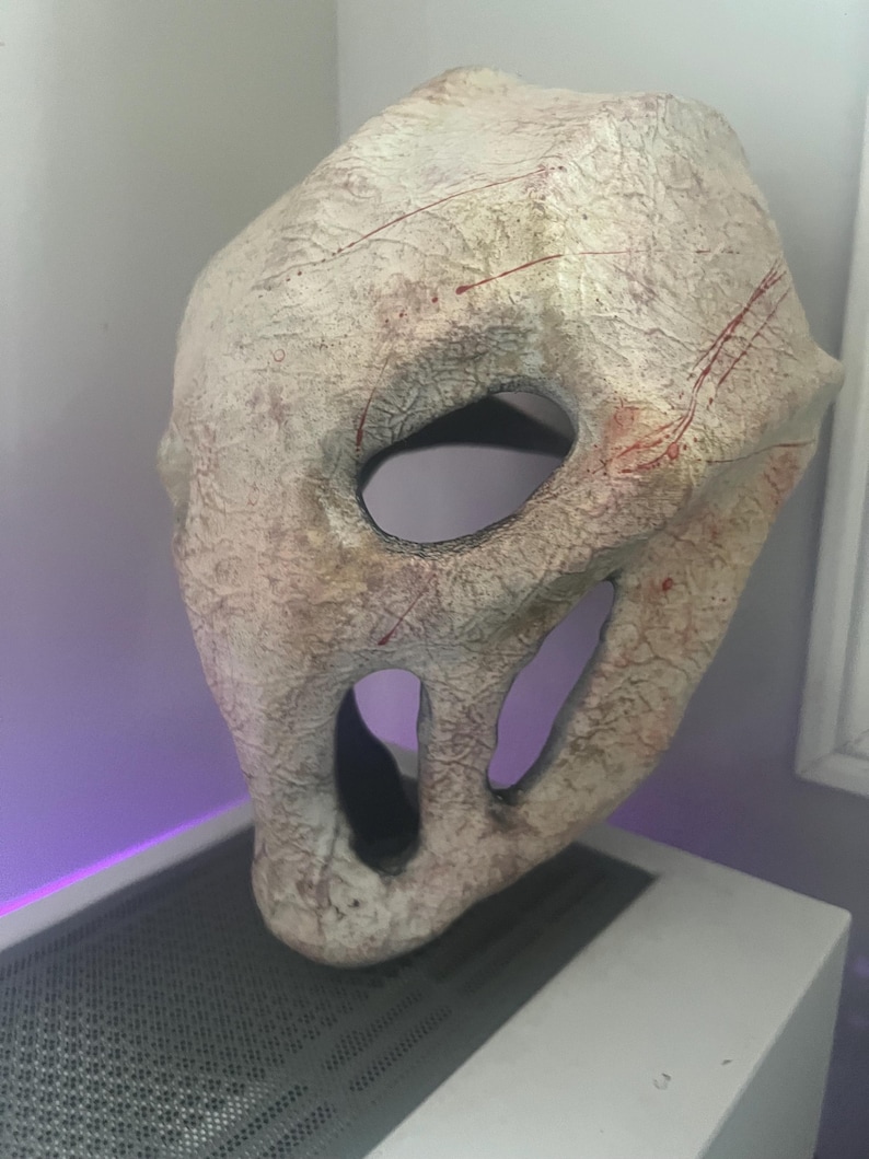 Splatterhouse Rick Taylor Helmet: Hand-painted Arcade Horror Cosplay - Etsy
