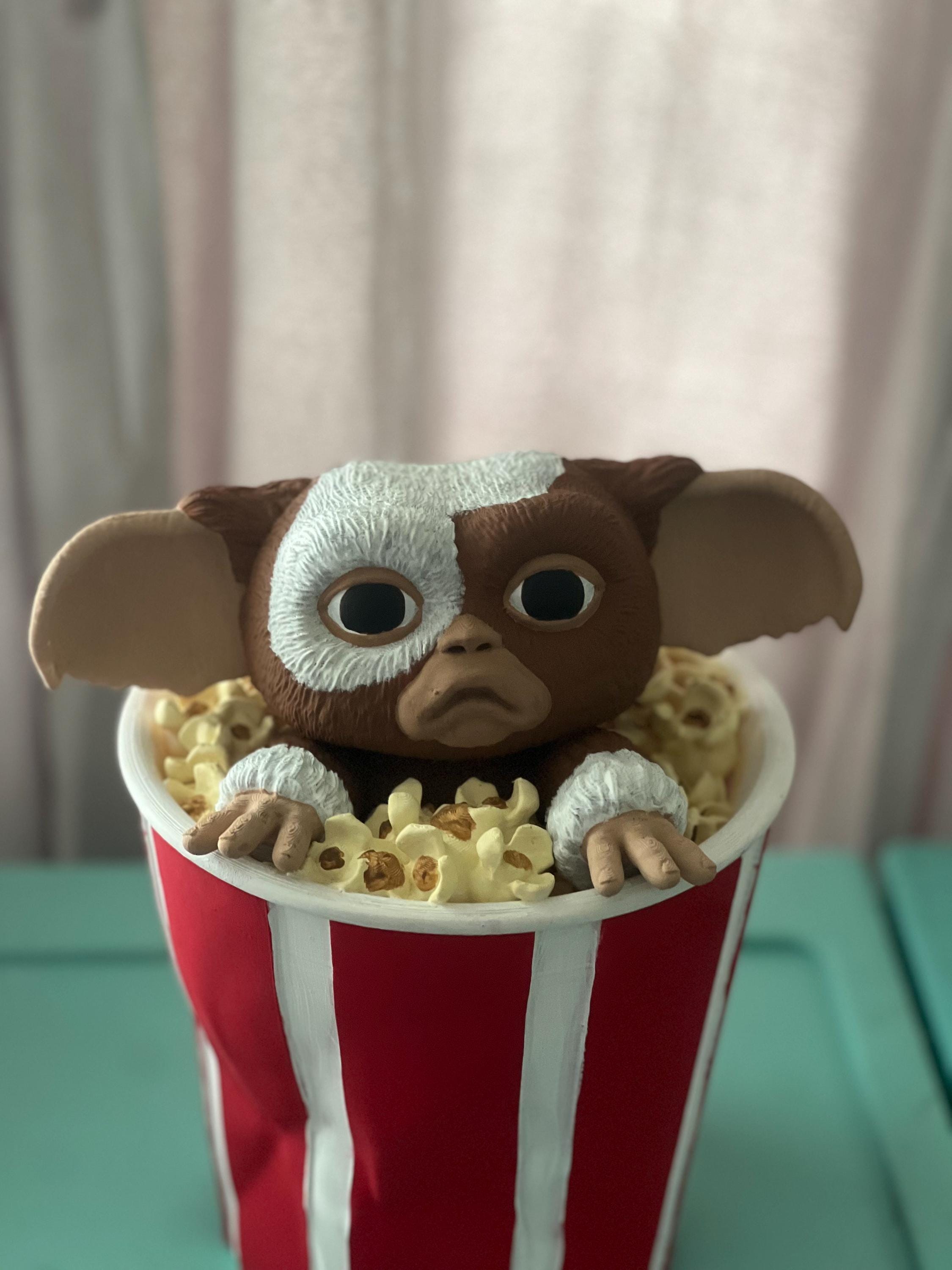 Hand-painted Gizmo Figurine in Popcorn Bucket: 80s Movie Decor - Etsy