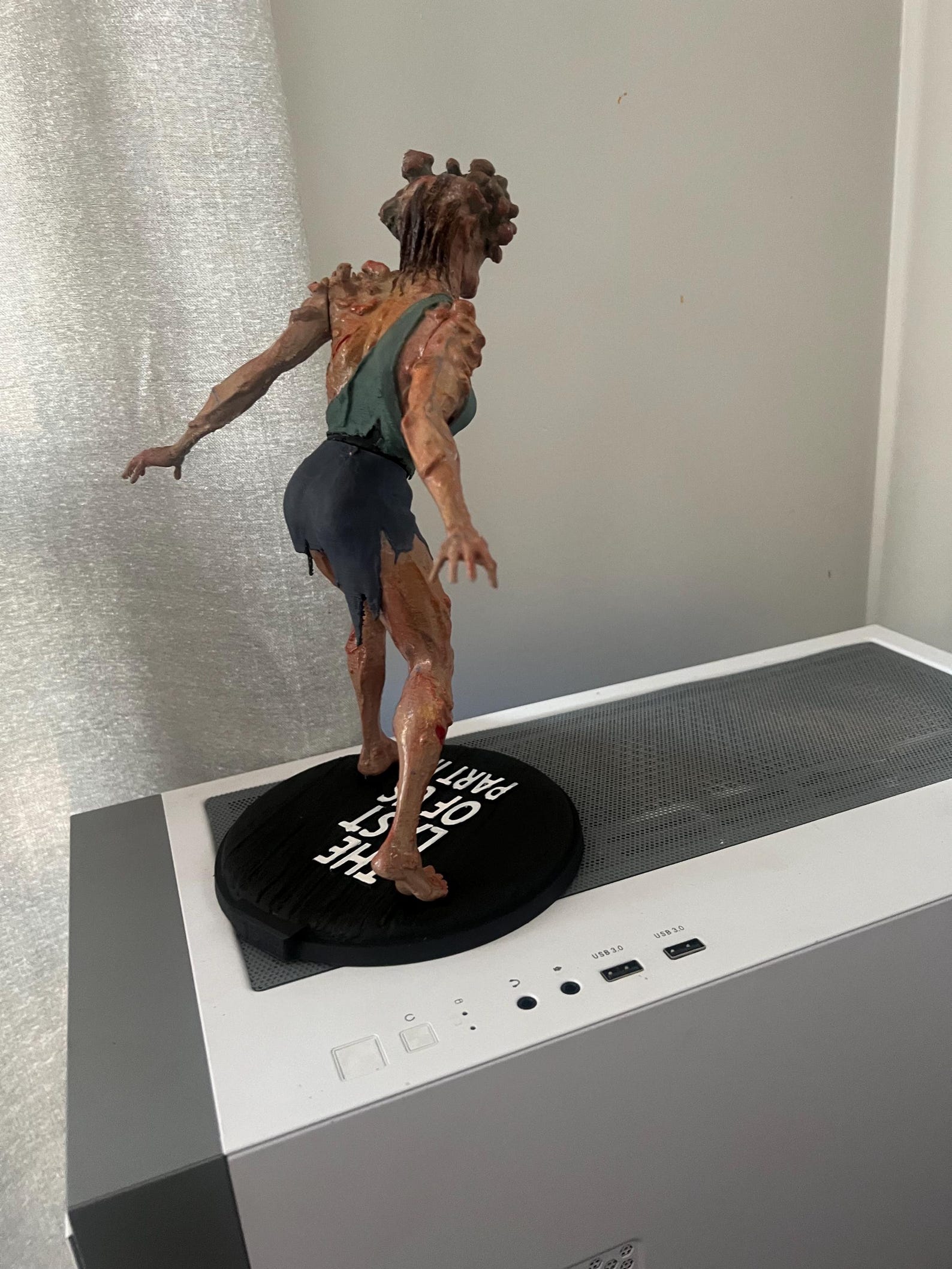 The Last of Us Clicker Figure: Horror Game Collectible Statue - Etsy