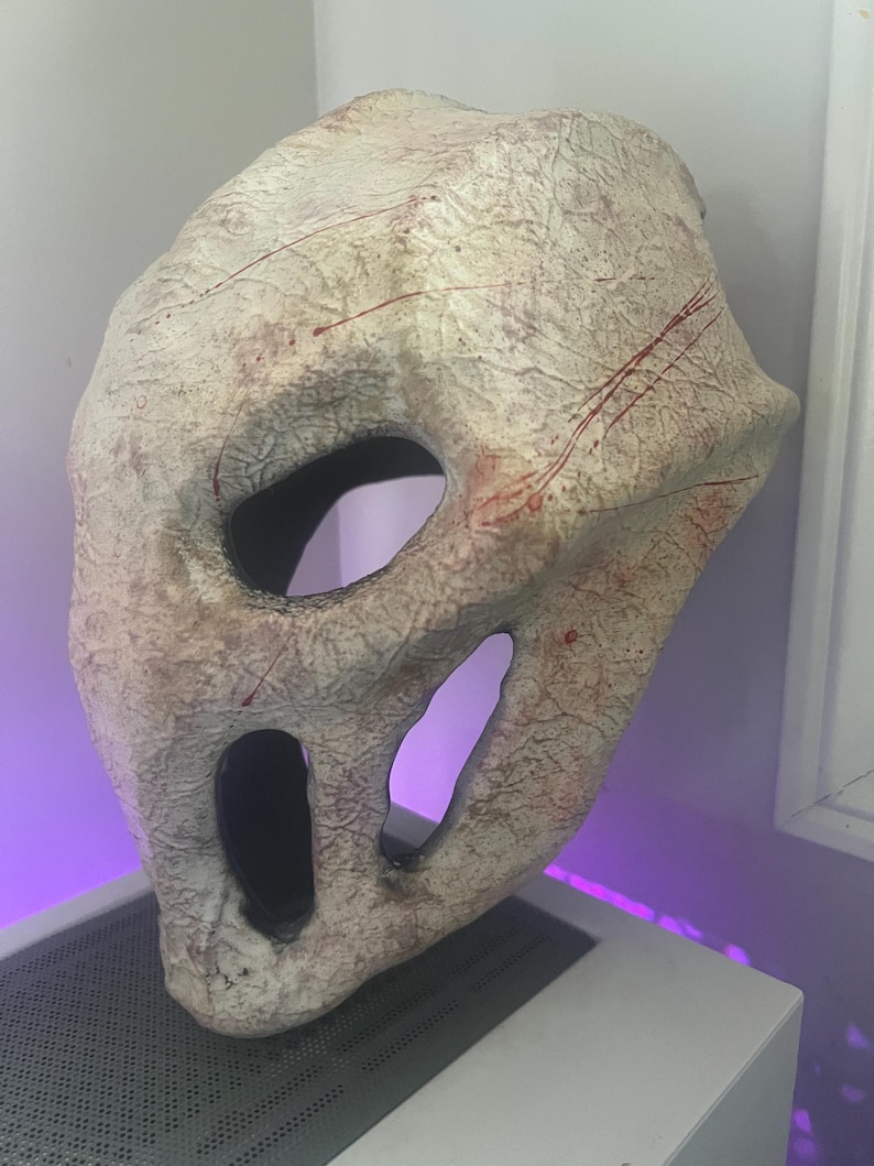 Splatterhouse Rick Taylor Helmet: Hand-painted Arcade Horror Cosplay - Etsy
