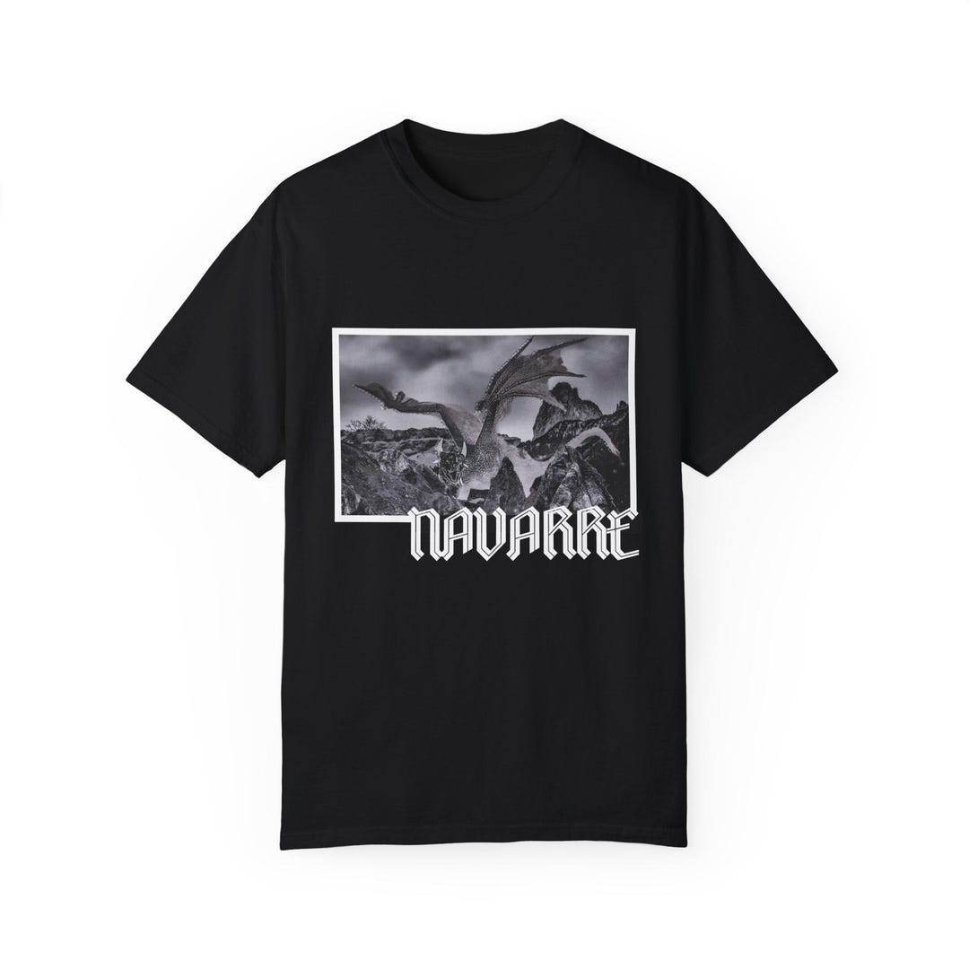 Fourth Wing Tairn Dragon Navarre Black & White Unisex Garment Dyed T ...