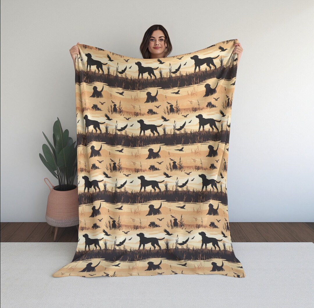 Lab Blanket Gift for Labrador Mom, Labrador Silhouette Hunting, Black ...