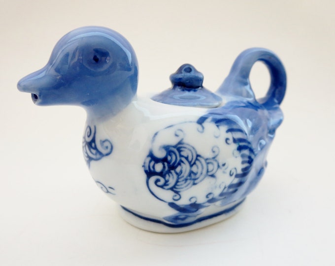 Vintage Duck Shaped Creamer - Hand Painted Blue and White Porcelain ...