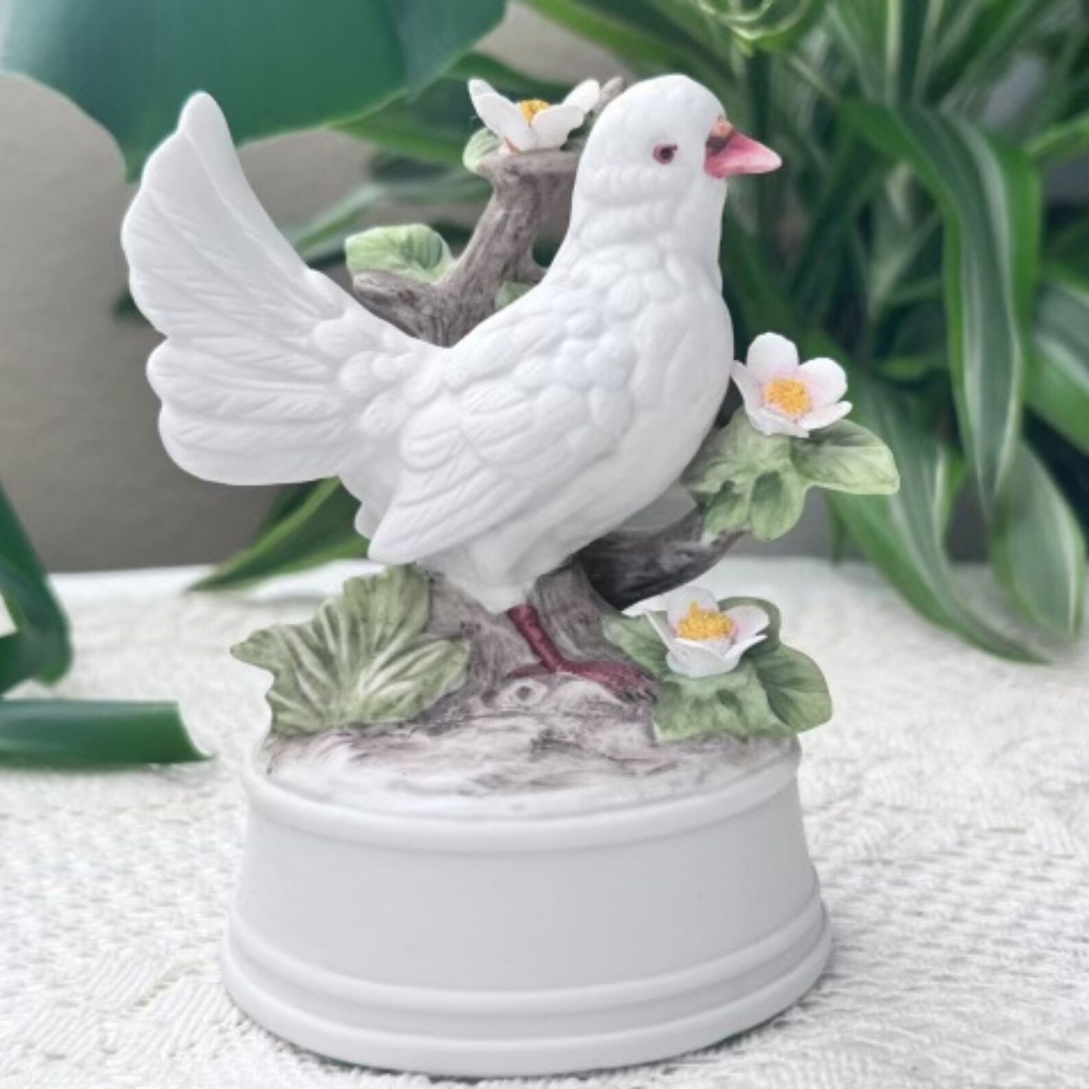 Vintage Dove Perched on A Branch Porcelain Music Box Wind up Music Box ...
