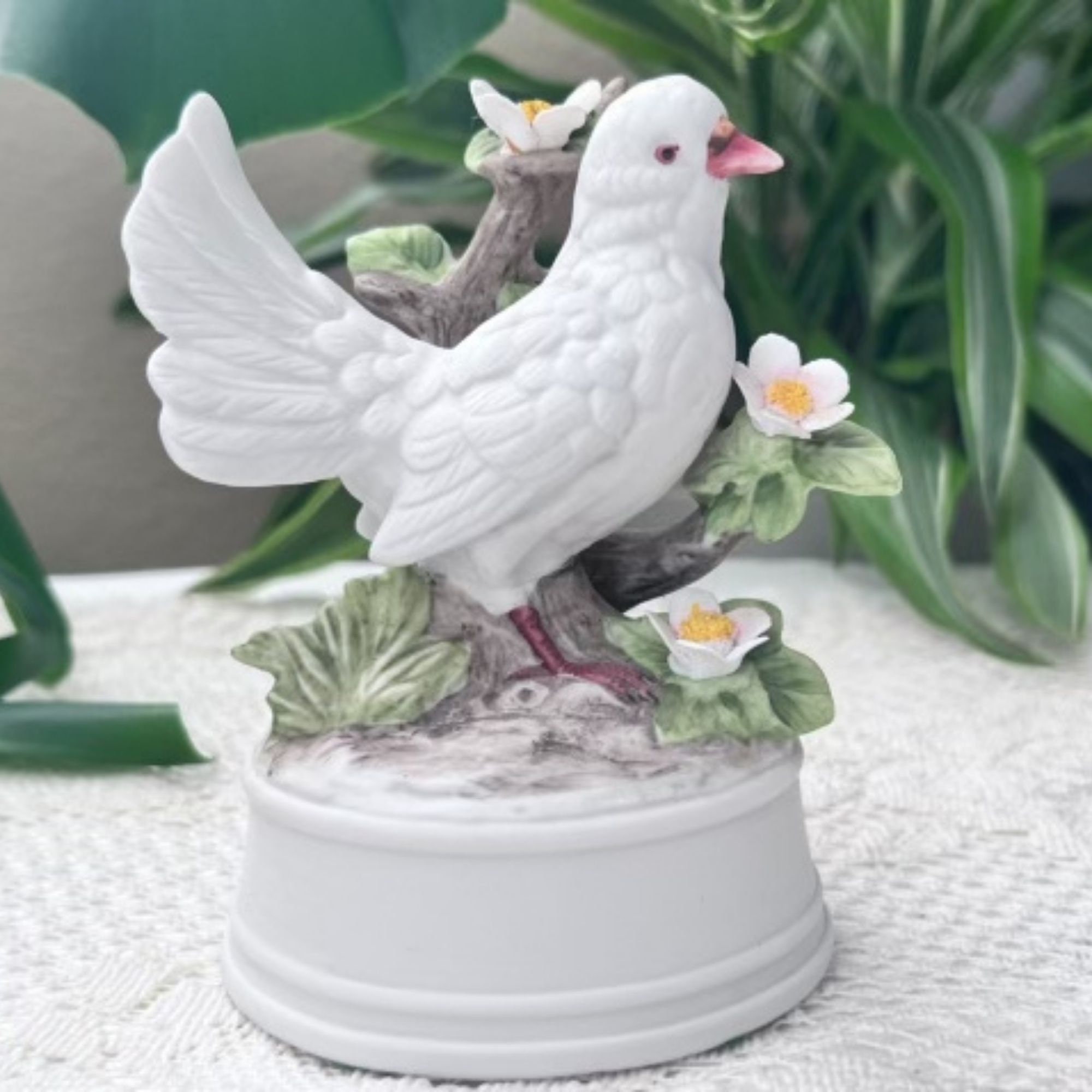 Vintage Dove Perched on A Branch Porcelain Music Box Wind up Music Box ...