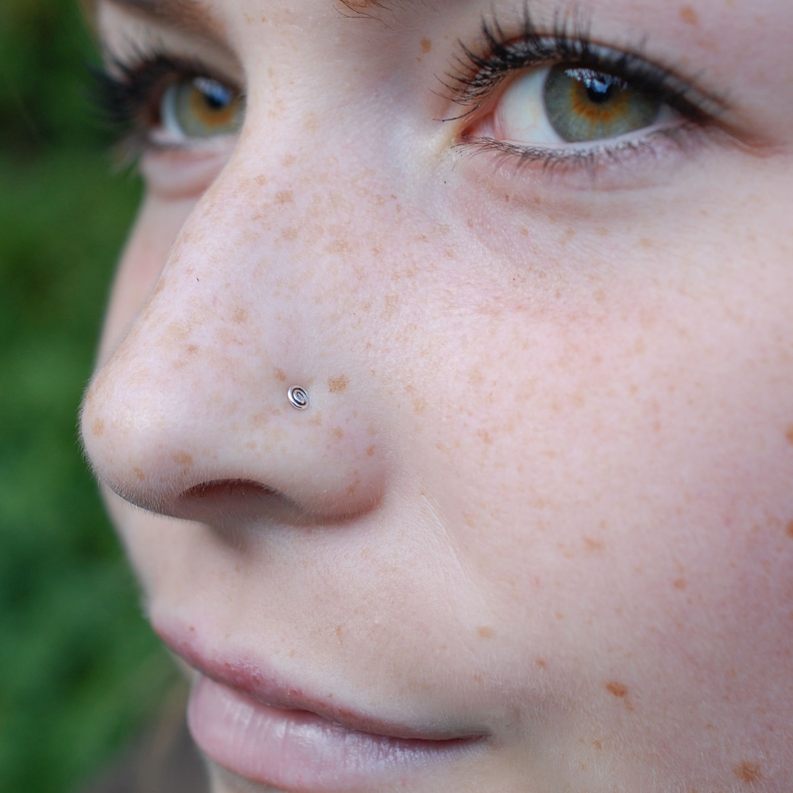 Micro Flat to the Nose Mini Spiral Flush Nose Stud - Minimalist Tiny ...