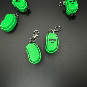 Pickle Fidgets! - Clicker Fidget Keychains - 3D Printed Fidgets - Etsy