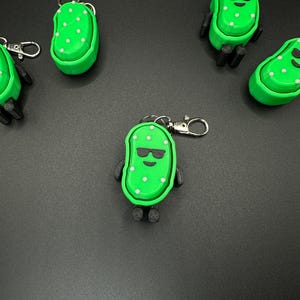 Pickle Fidgets! - Clicker Fidget Keychains - 3D Printed Fidgets - Etsy